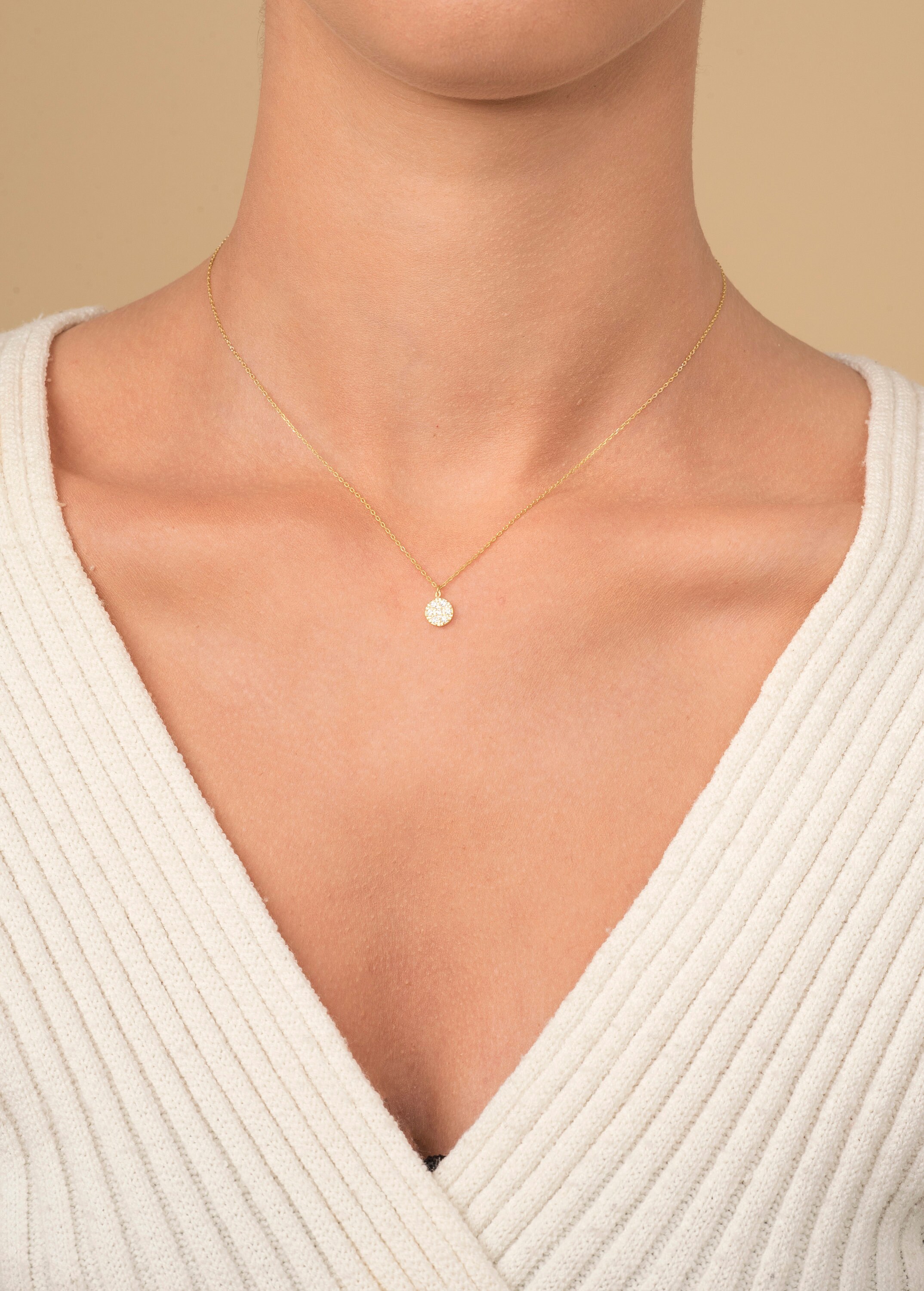 Diamond Round Circle Diamond Pave Necklace/ Dainty Diamond - Etsy