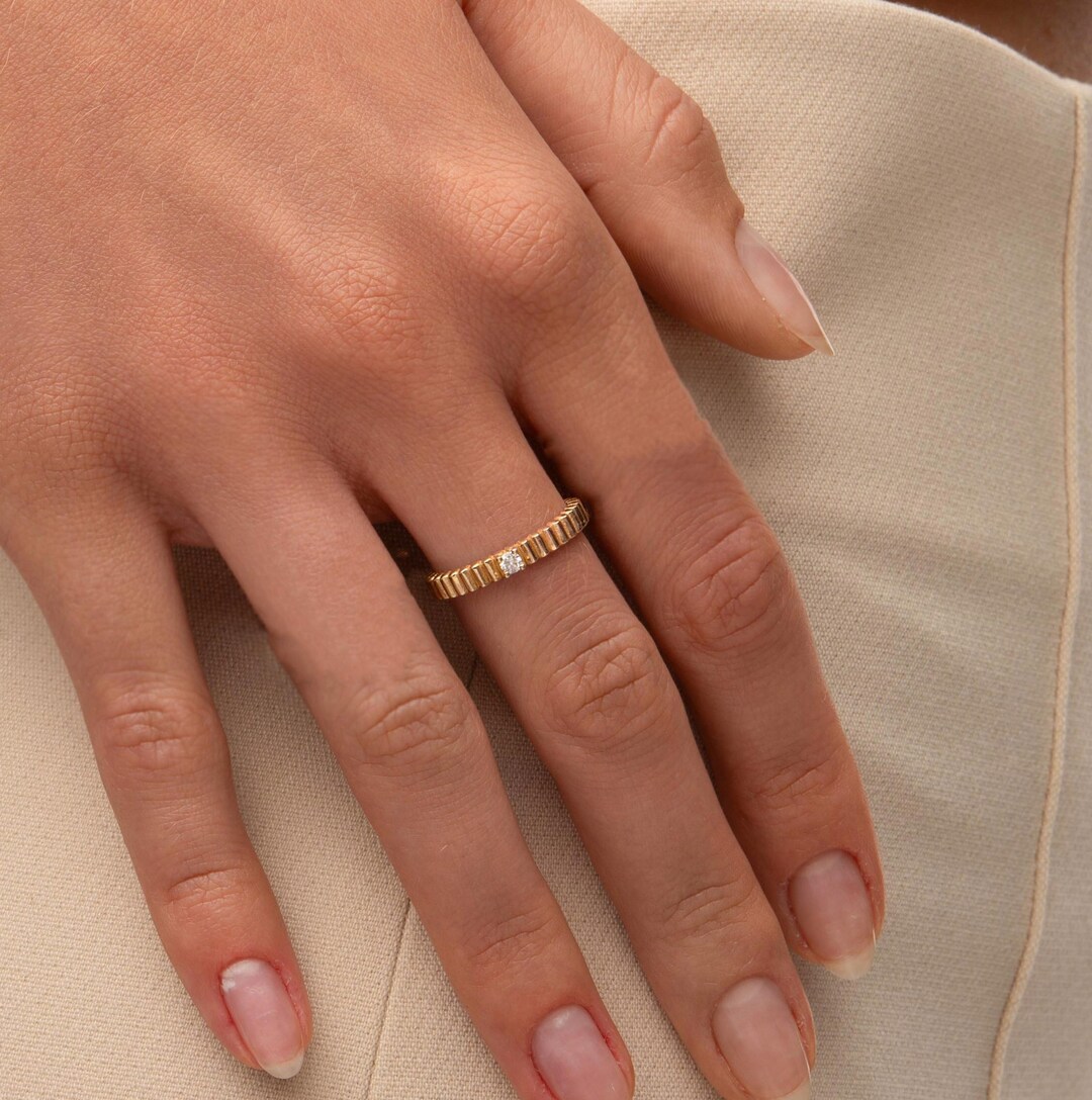 Vintage Ribbed Diamond Engagement Ring 14k Yellow Gold Diamond Ring ...