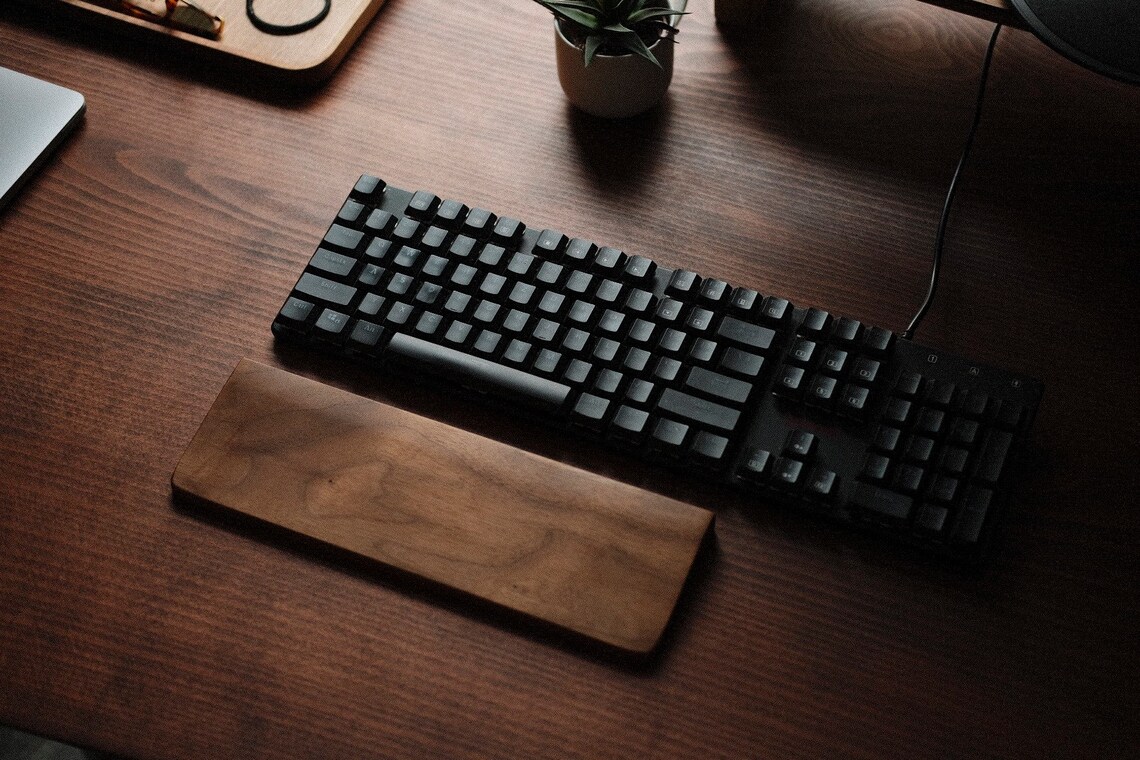 Walnut Wrist Rest for Mechanical Keyboards Handmade Wood - Etsy