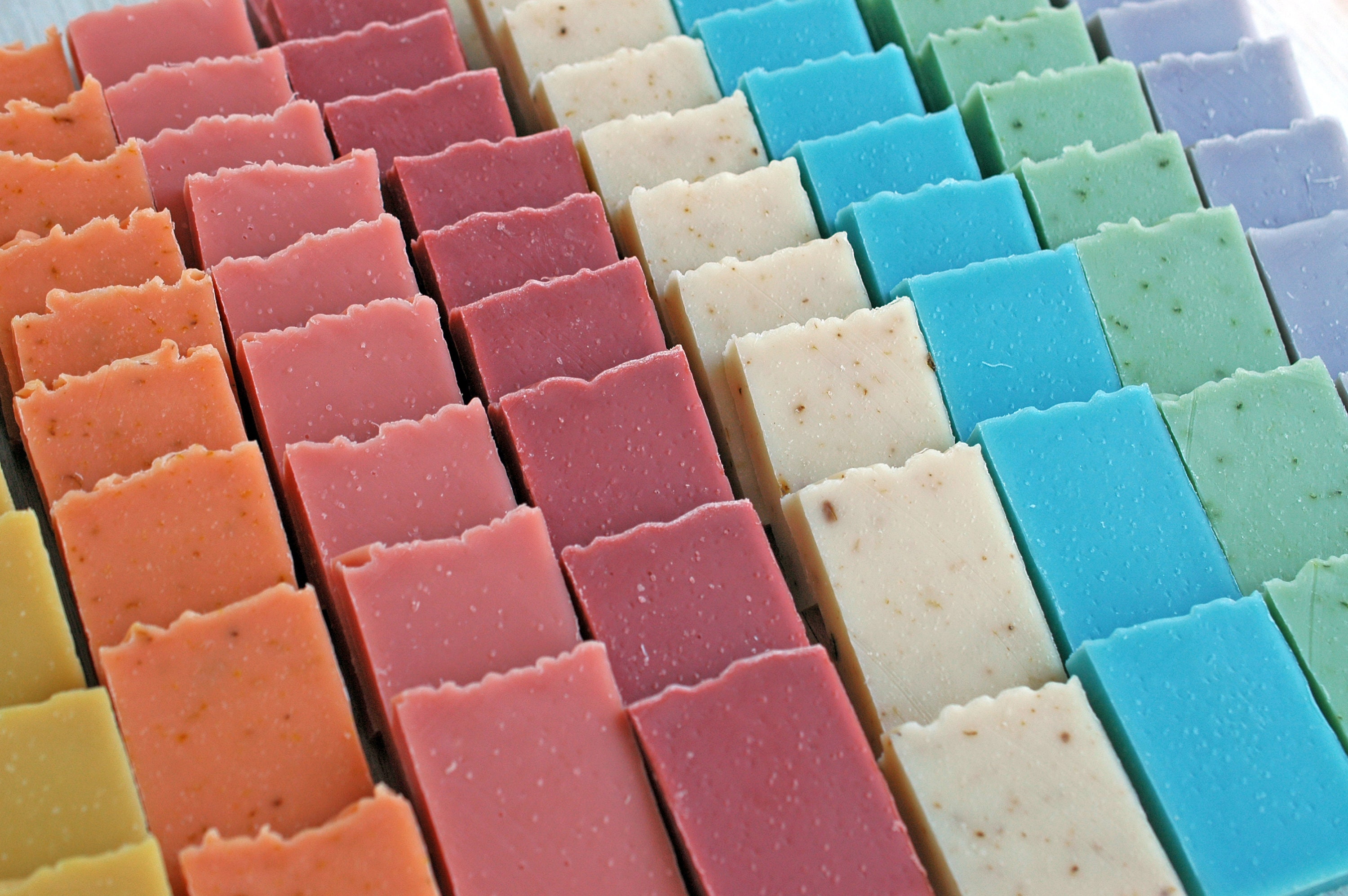 Assorted 2oz/1oz Soap in Bulk, Shower Favors, Small Guest Soap Bars ...