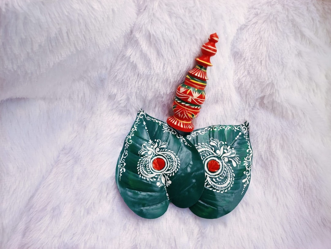 Bengali Wedding Kulo Gach Kouto Paan Pata Set | Handpainted Artificial ...