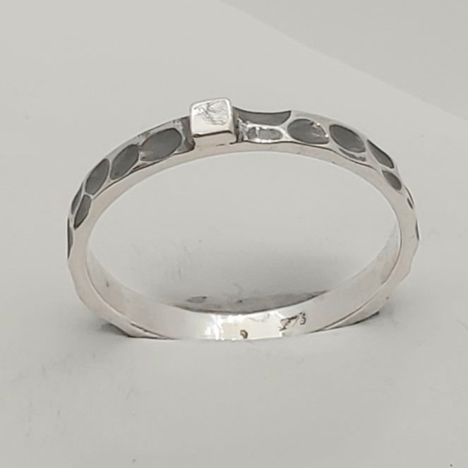 Sterling Silver Stacking Ring Scale Narrow Band textured - Etsy.de