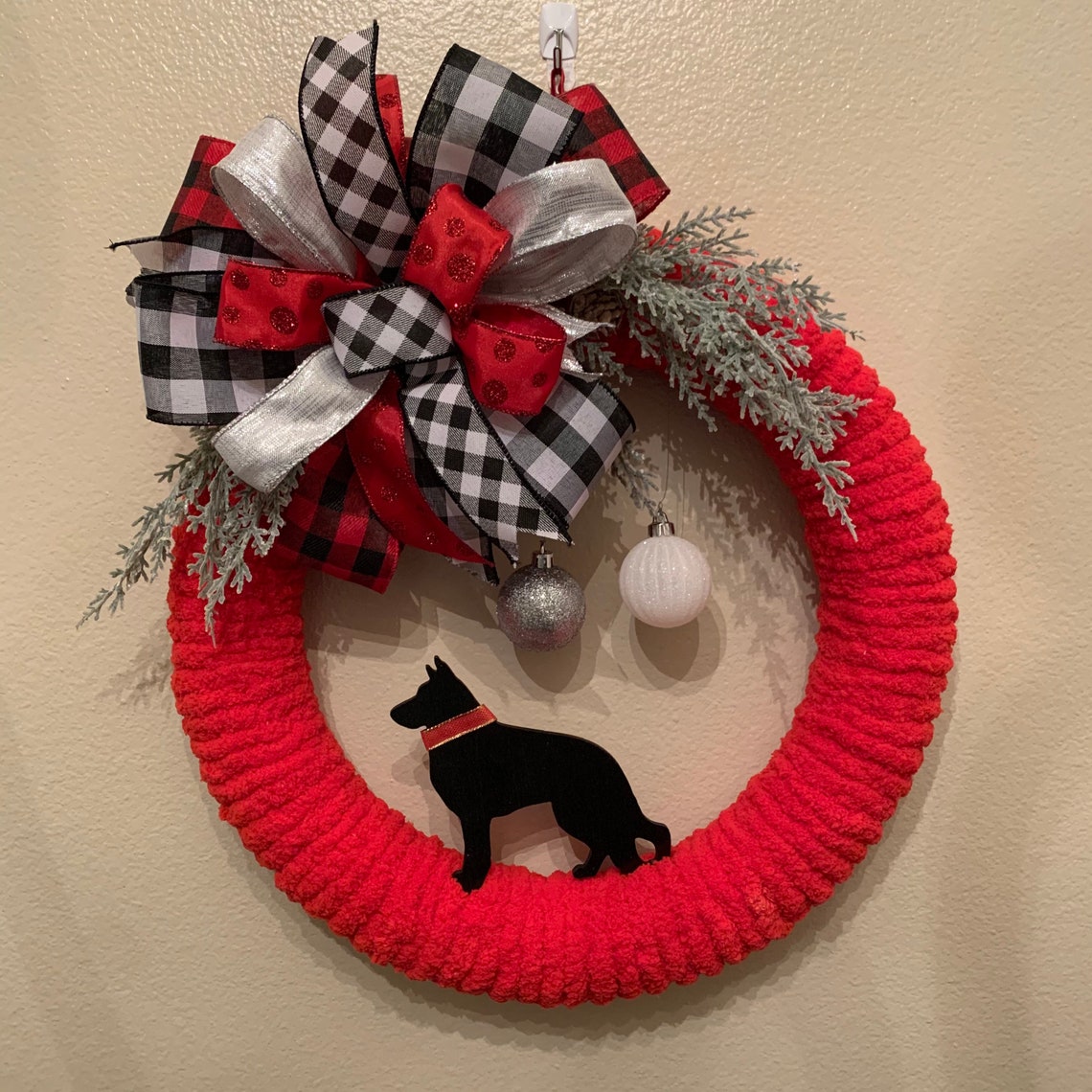 Dog Breed Wreath, Everyday Holiday Front Door Decor - Etsy