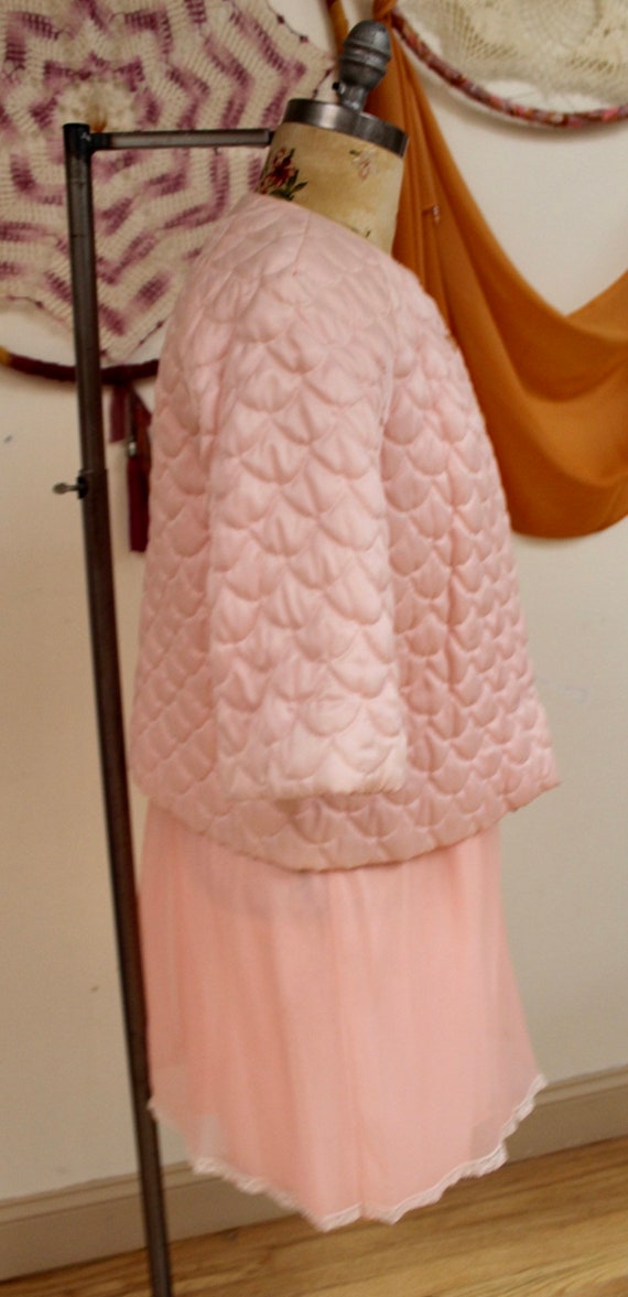 Vintage 1970s Pastel Peachy Pink Nightgown And Sleep Co… Gem