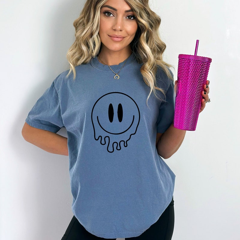 Smiley Face T Shirt - Etsy