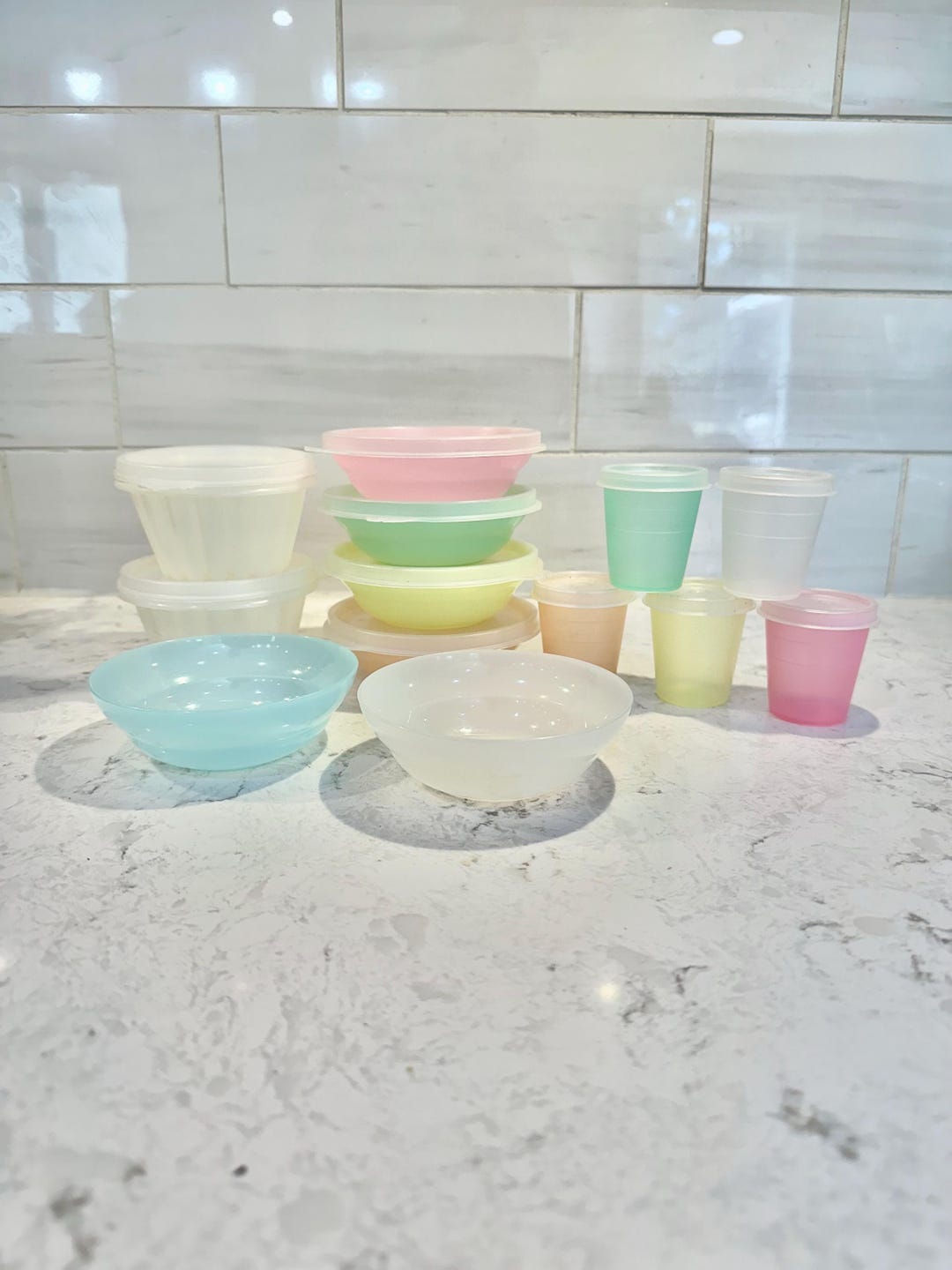 Vintage 50s & 60s Pastel Tupperware Cereal Bowls, Pastel Tupperware ...