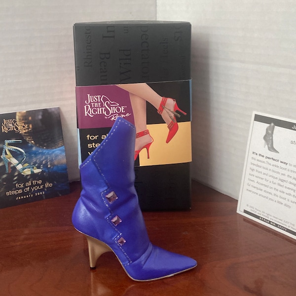 Just The Right Shoe Rare