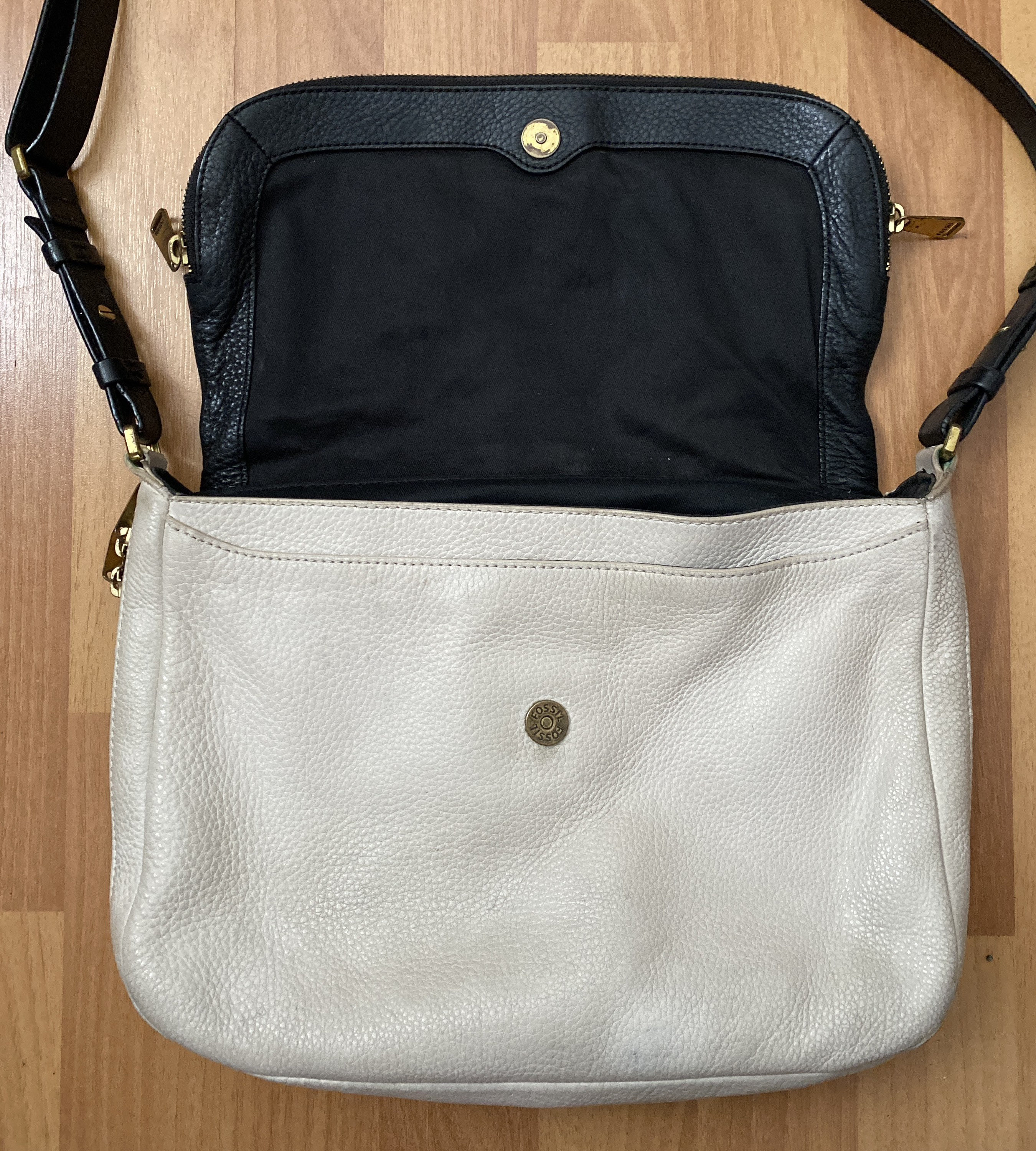 Vintage Rare Fossil Preston off White Black Flap Pebbled - Etsy