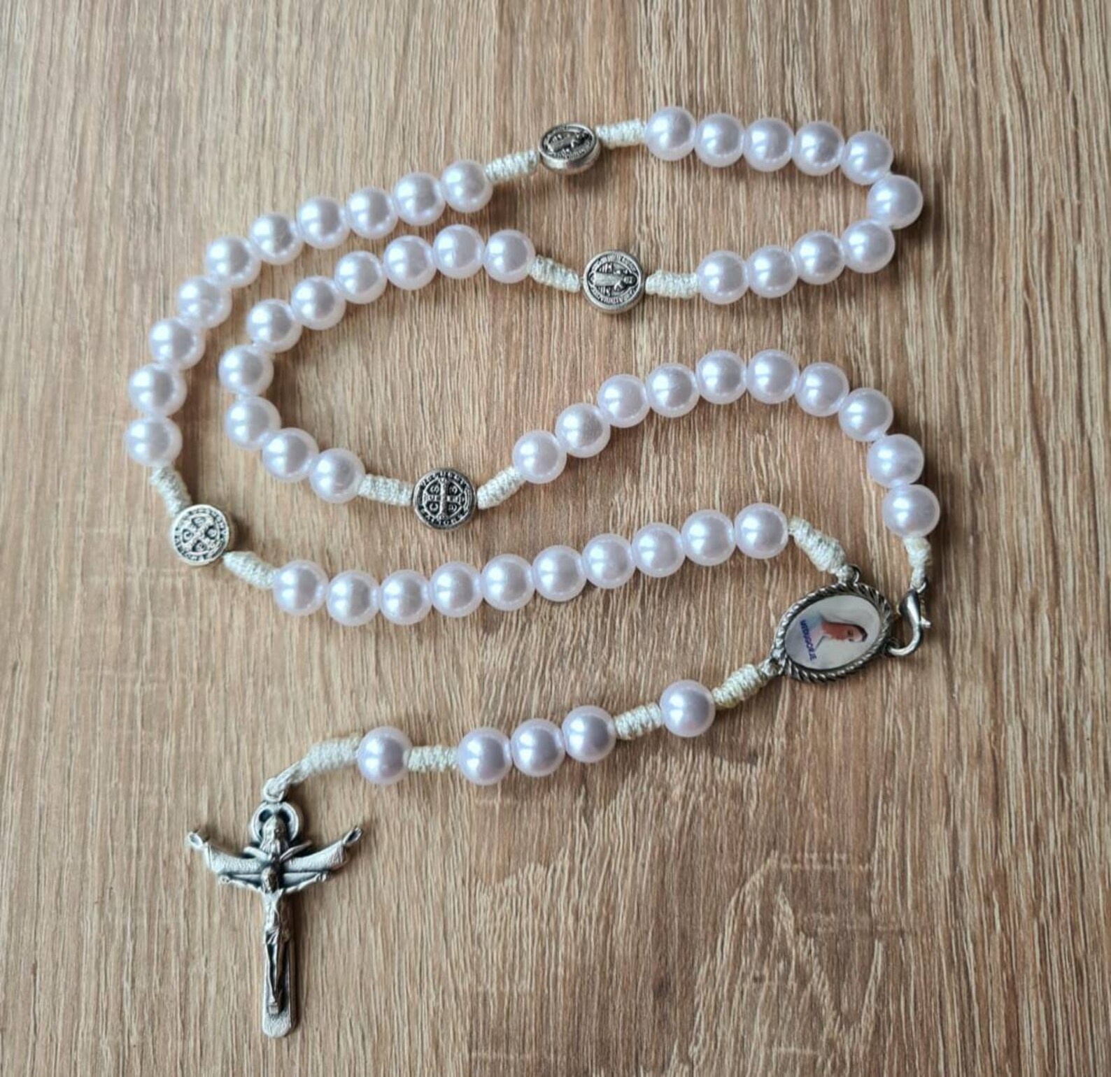 ST Benedict Rosary White Chaplet Beads 8mm Catholic Cross - Etsy