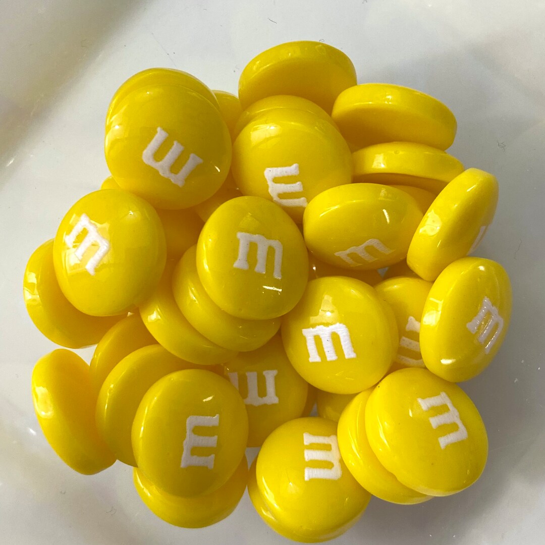 Fake Chocolate Candy Pieces / Set of 20 / Yellow Fake Bake - Etsy