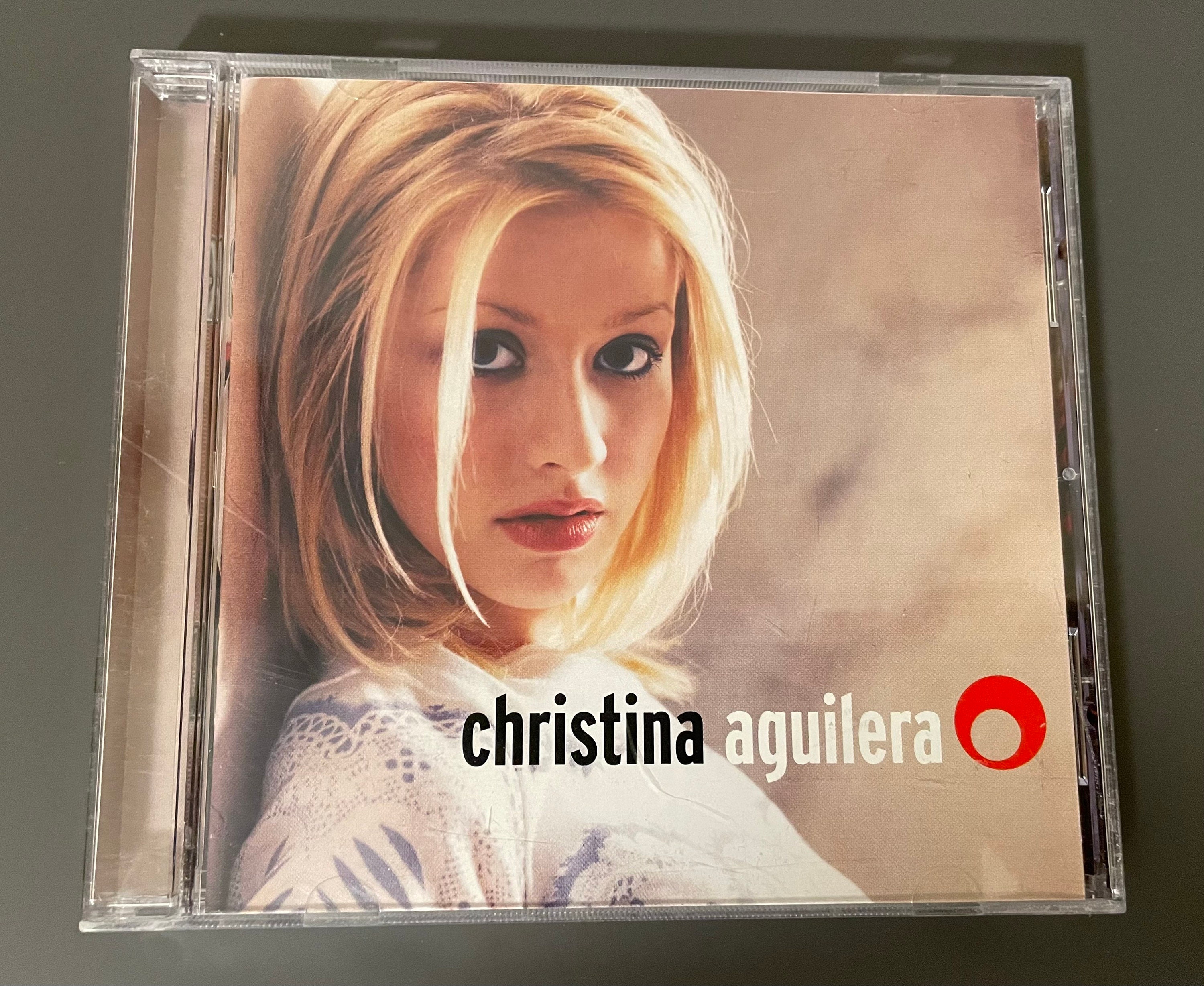 Christina Aguilera Brown Eyes