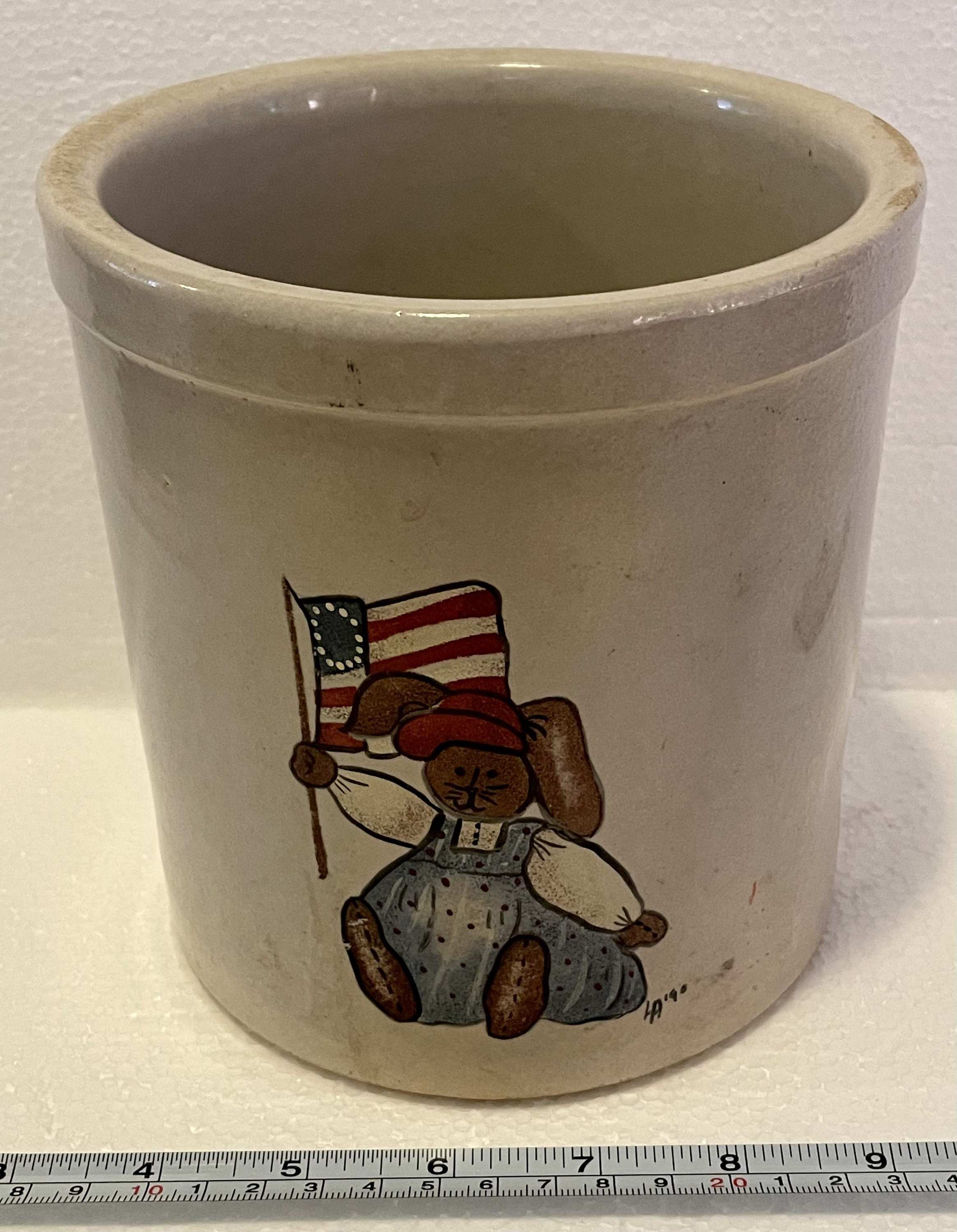 Vintage Robinson Ransbottom Bunny Rabbit America Flag High Jar Crock 2 ...