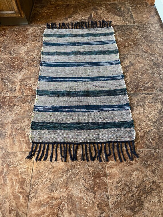 Amish Hand Loomed Rug | Etsy
