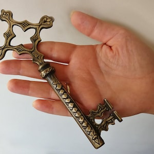 Vintage Cross Key Large 6.93 Inches Solid Brass Engraved Church ...