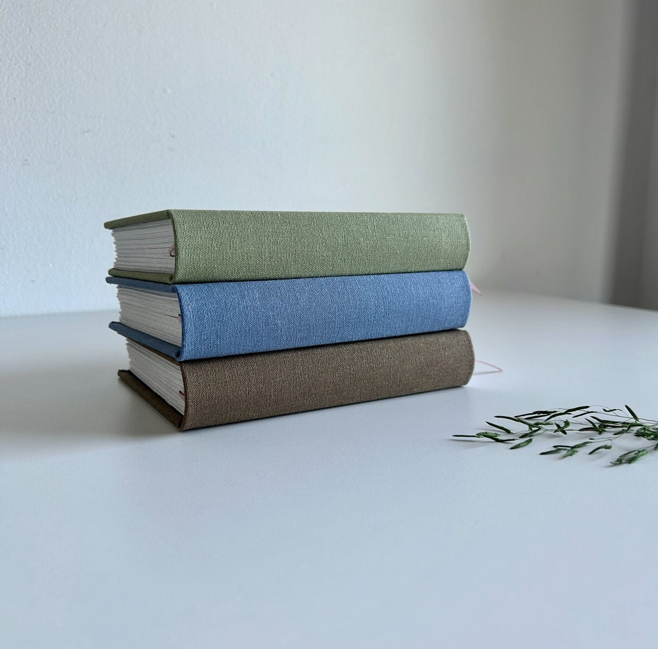 Round Spine Sketchbook, Mixed Media Paper, Artist Journal, Handbound ...