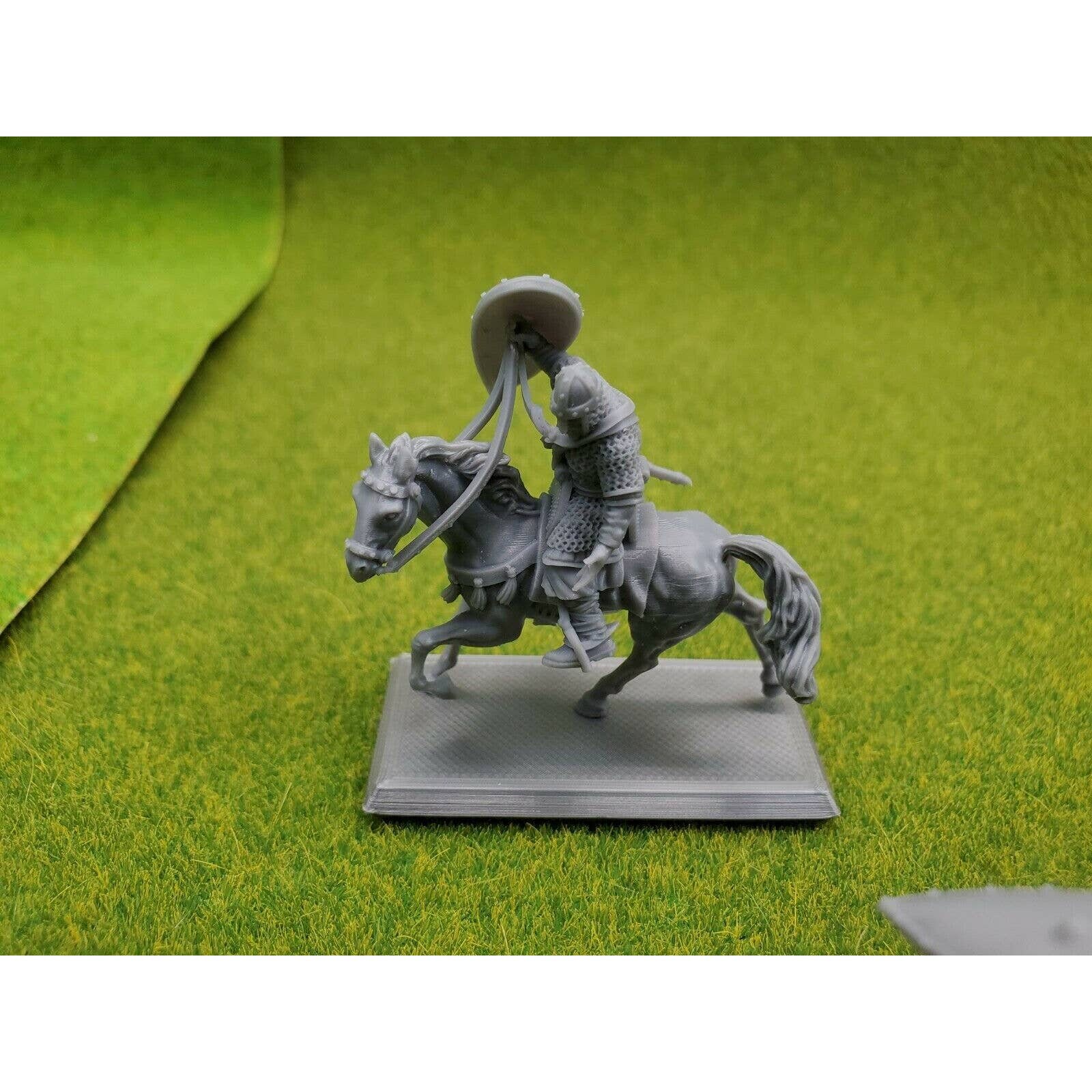Caballero Miniatures Medieval War Game 28mm Wounded Noble - Etsy