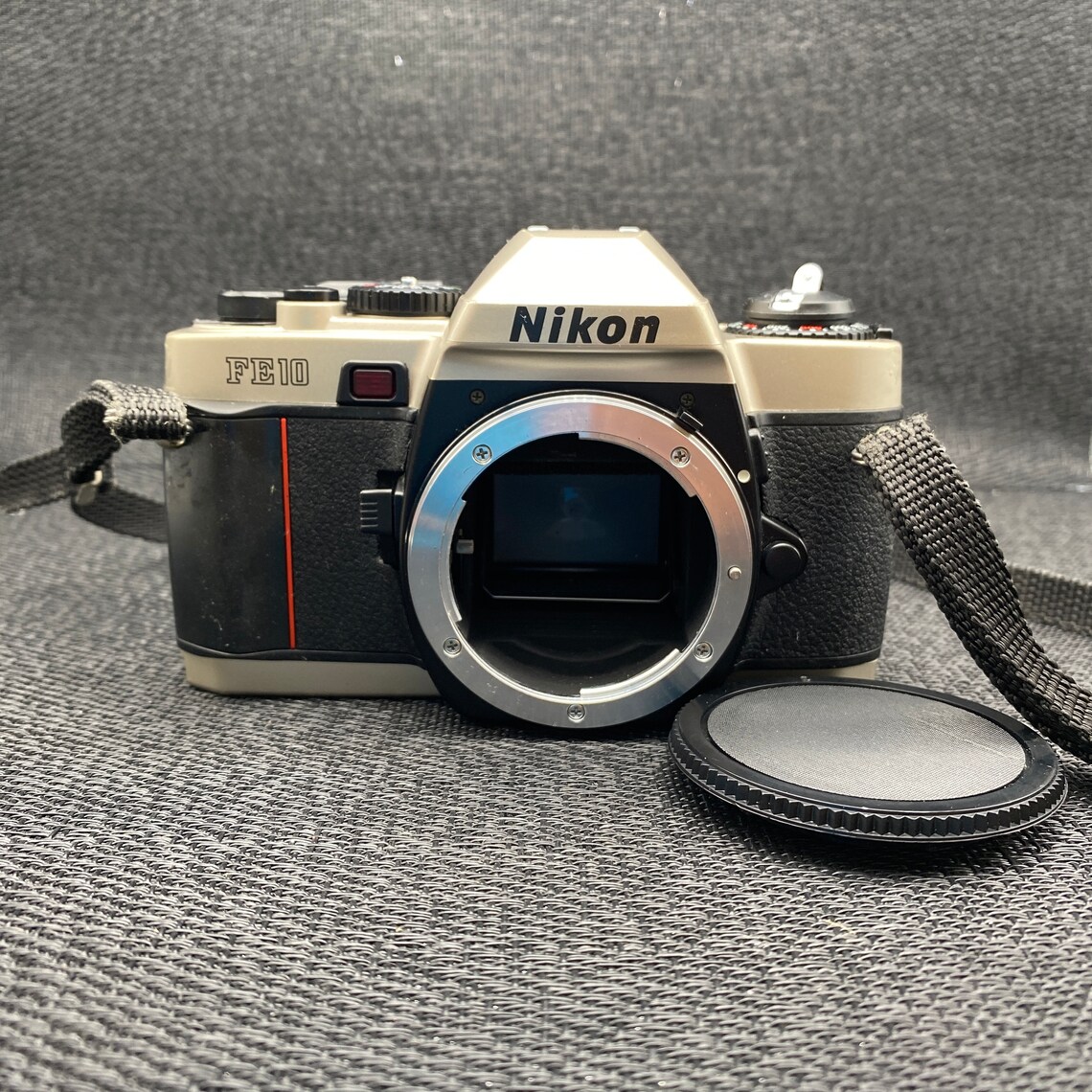 Nikon FE10 Film camera tjv375 | Etsy