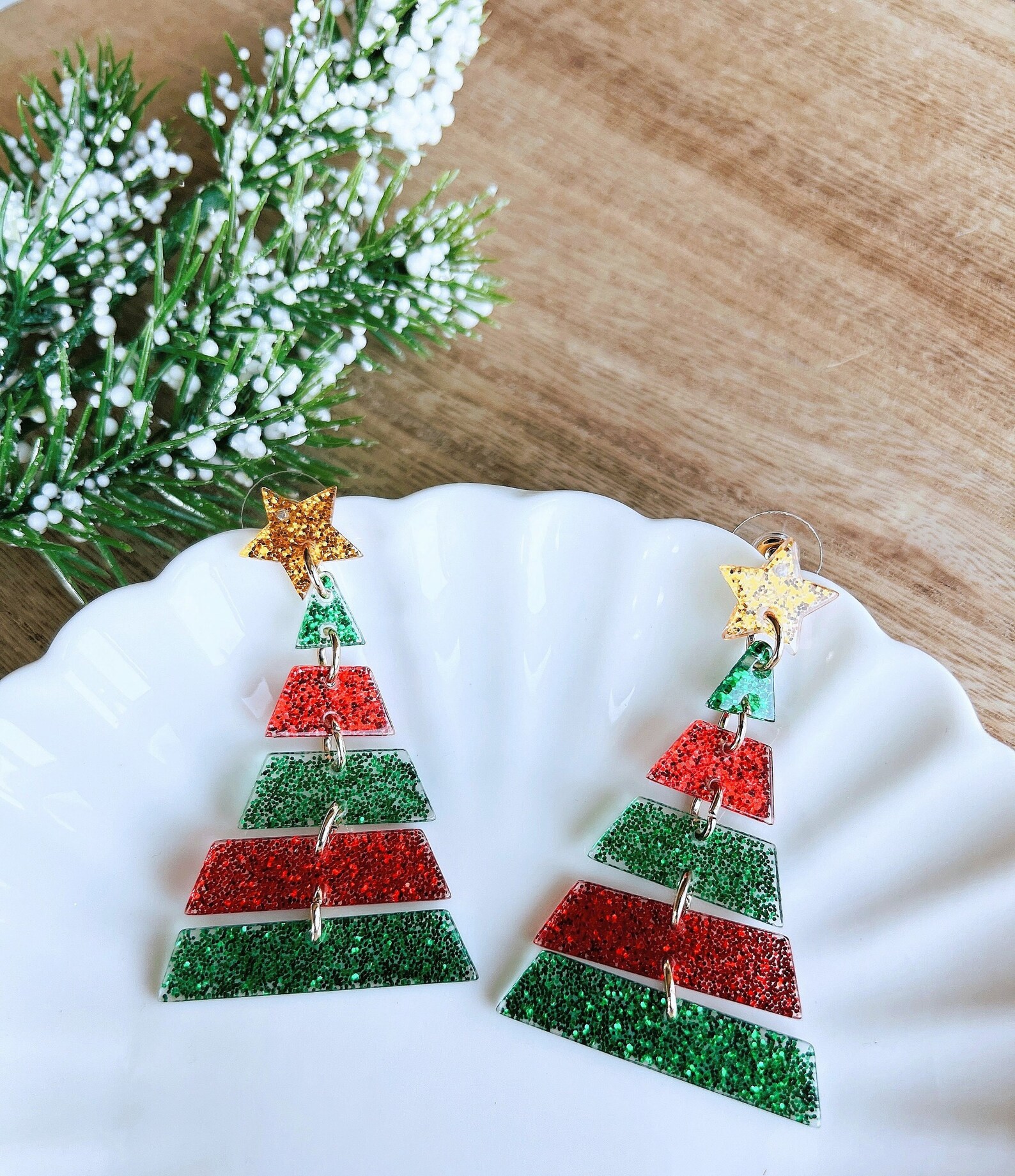 Christmas Tree Sparkle Tiered Dangle Earrings | Xmas Acrylic Glitter ...