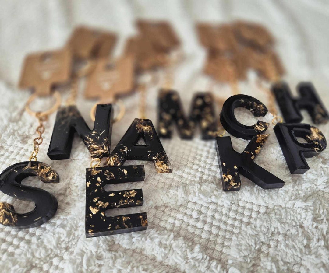 Personalised Resin Letter Key Chain/ Custom Handmade Epoxy Letter ...