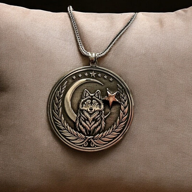 Wolf Necklace for Men - Etsy