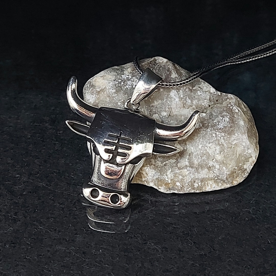 Wild Bull Silver Mens Necklace, Best Bull Men Necklace, Zodiac Bull ...