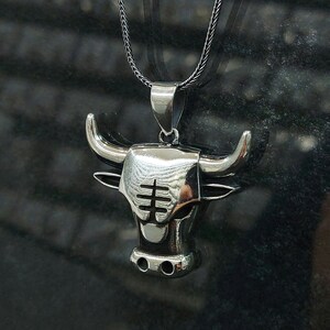 Wild Bull Silver Mens Necklace, Best Bull Men Necklace, Zodiac Bull ...