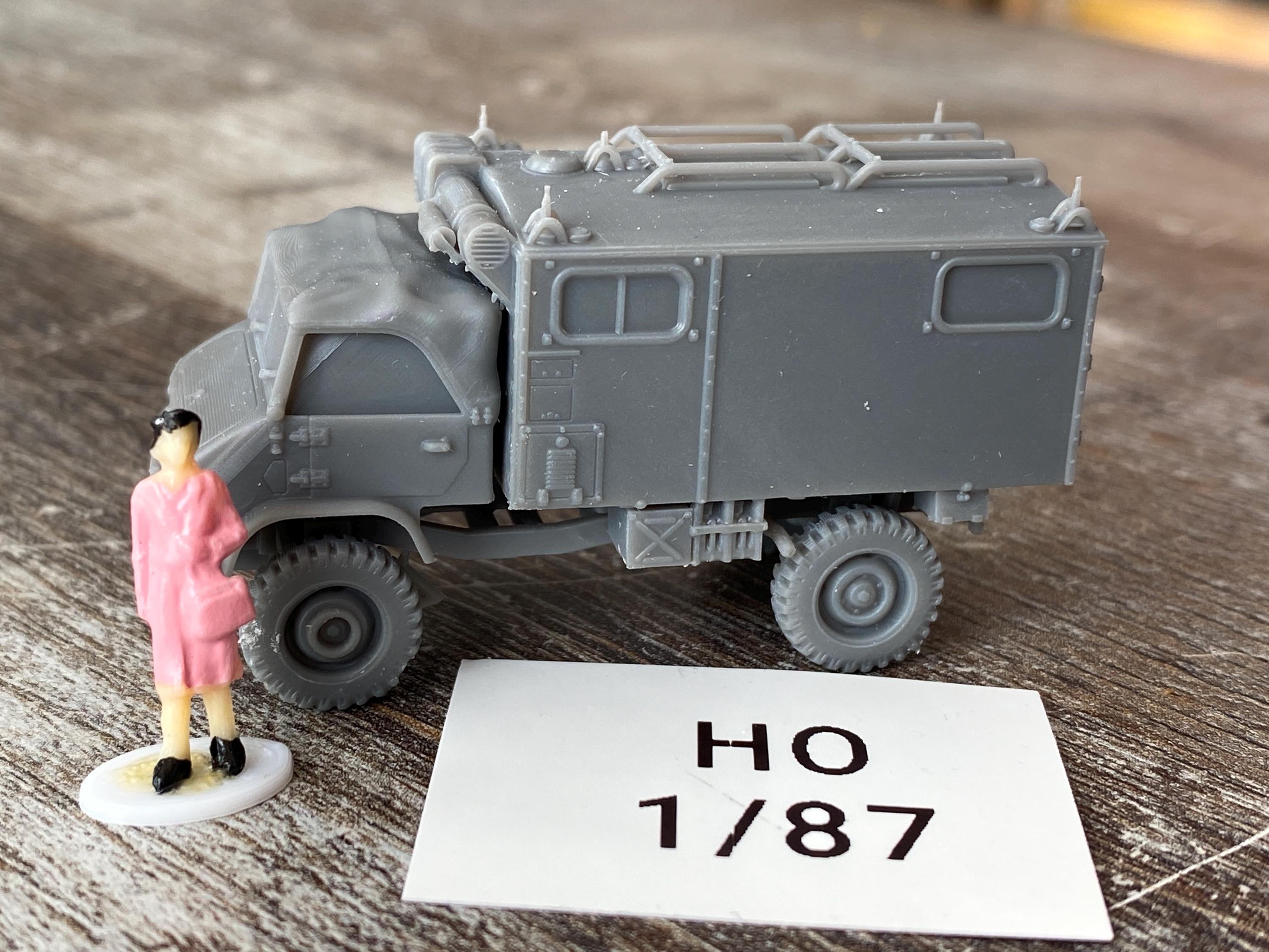 Unimog Funkkoffer (radio) - 3D Printed - 28mm Scale - Miniature ...