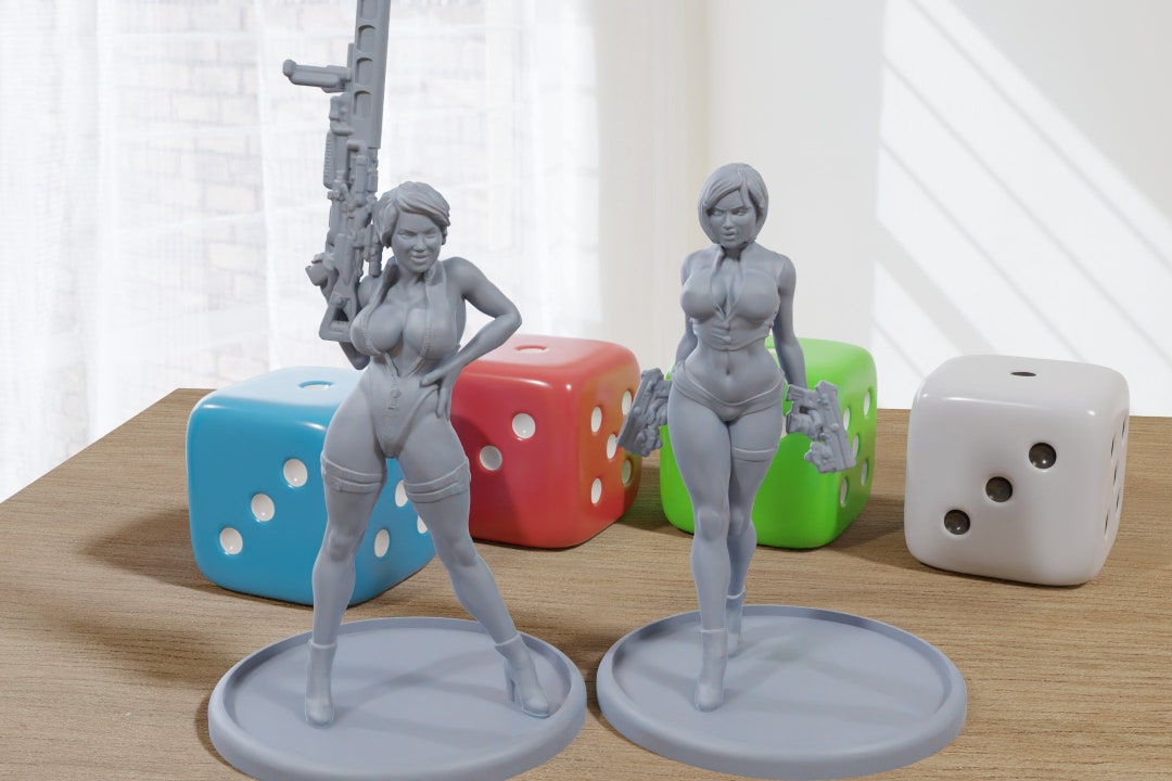 Sexy Sci-fi Pinups - 3D Printed Proxy Minifigures for Sci-fi Miniature ...