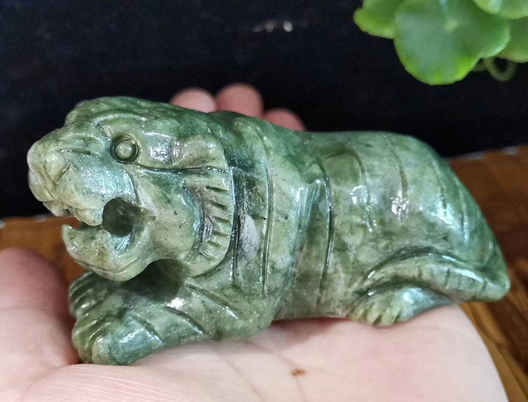 Natural Green Jade Tiger Statue jade Lucky Feng Shui Wealth Ornament ...