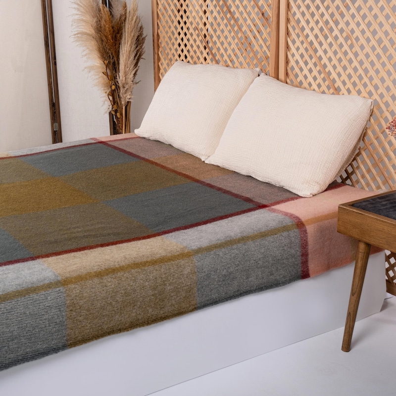 Wool Bedspread - Etsy