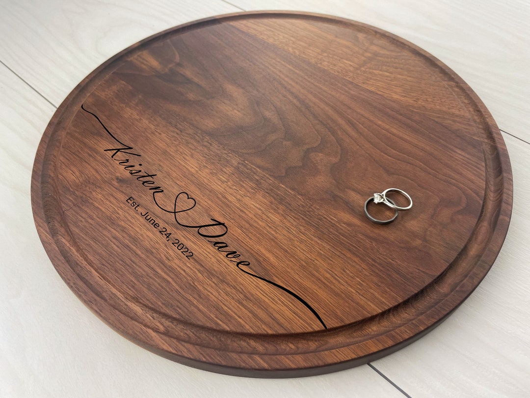 Personalized Circular Cutting Board, Engraved Round Cutting Board ...