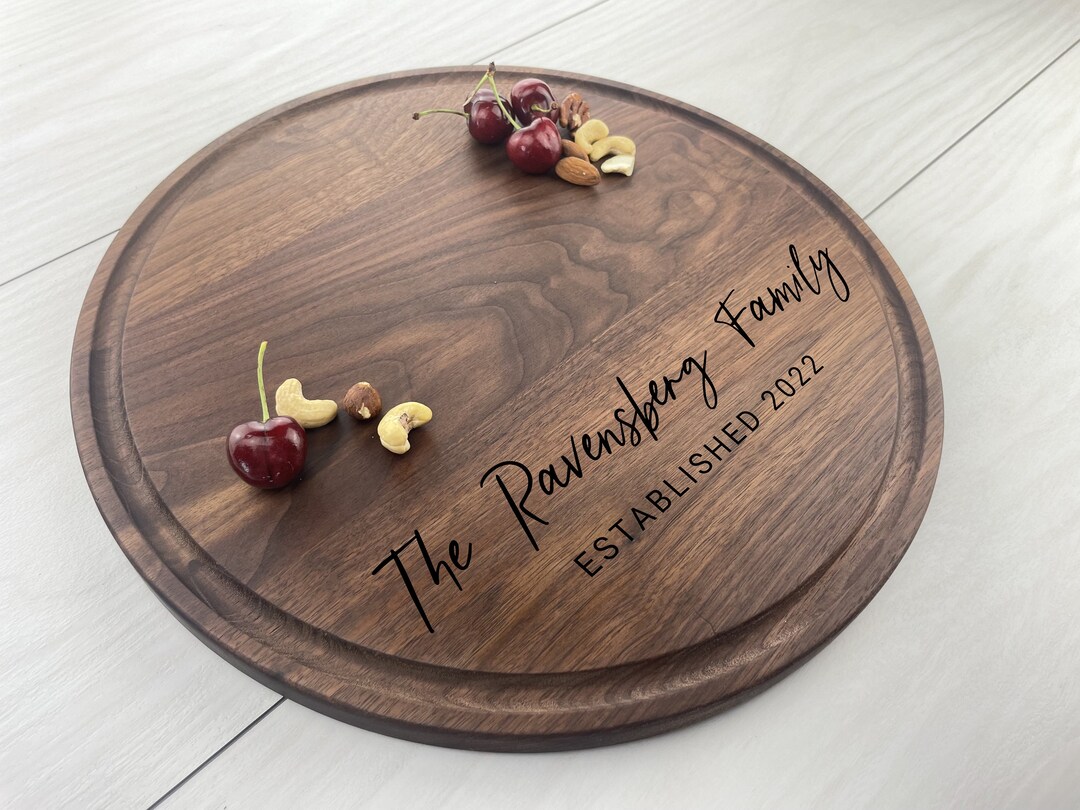 Personalized Circular Cutting Board, Engraved Round Cutting Board ...