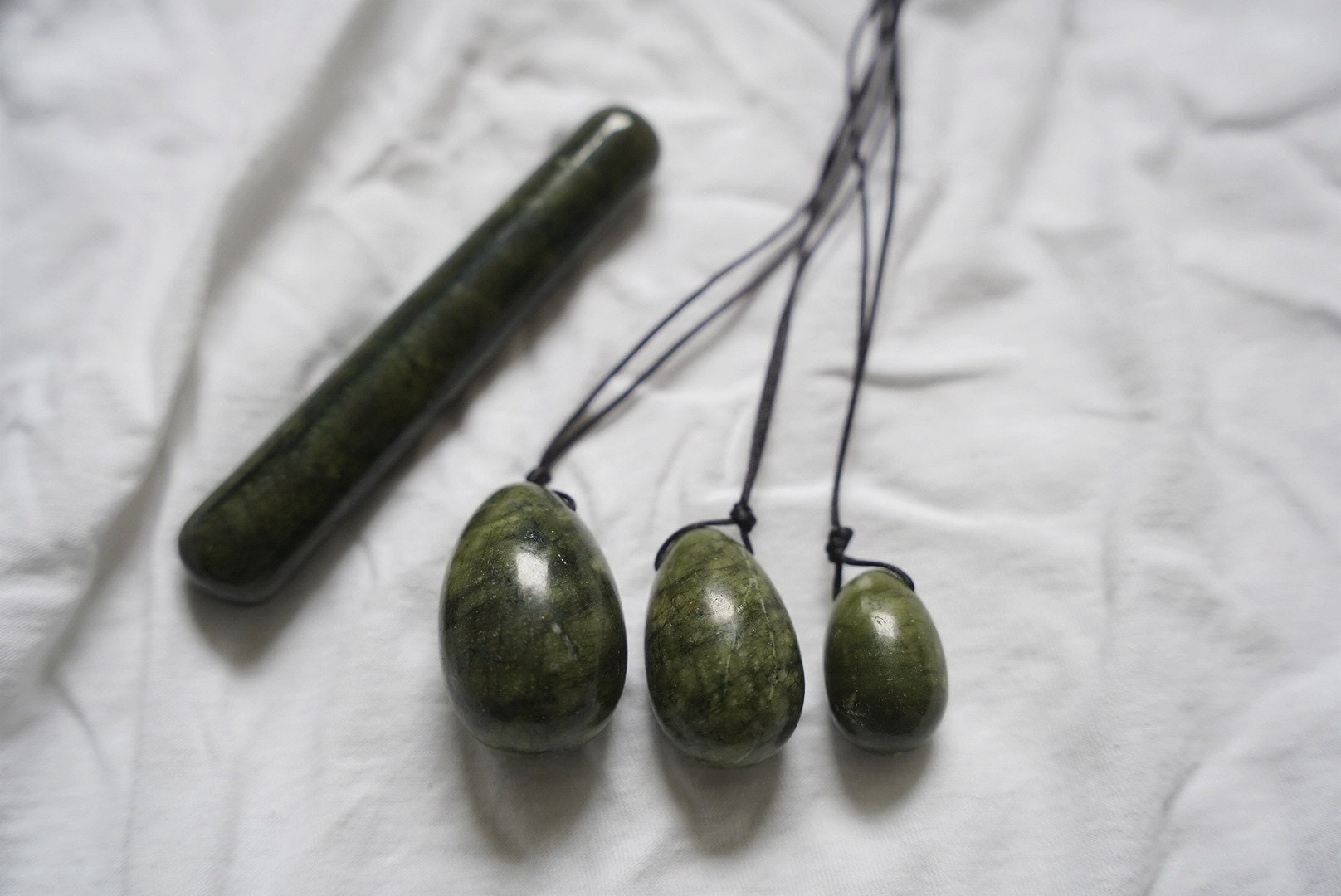 Jade Yoni Egg Set With Massage Stick Healing Stones for a Holistic ...