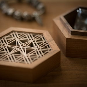 Tiny Kumiko Jewelrykeepsake Box - Etsy