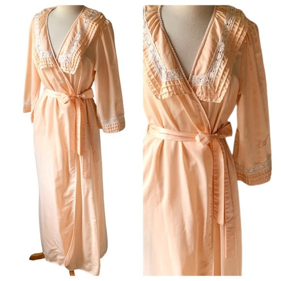 Vintage Givenchy Intimite Paris Peach Lace Femme Victorian Robe Medium ...