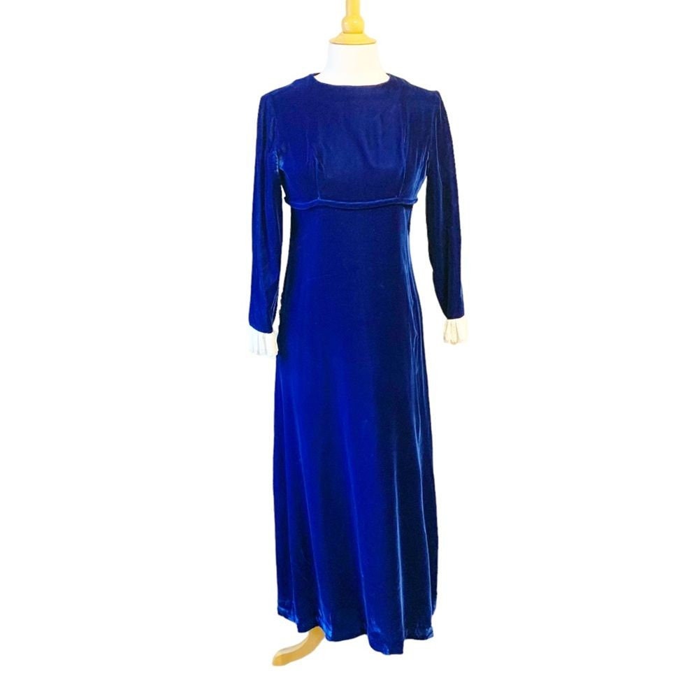 Vintage Lorrie Deb Royal Blue Long Sleeve Velvet Dress With Lace Cuffs ...