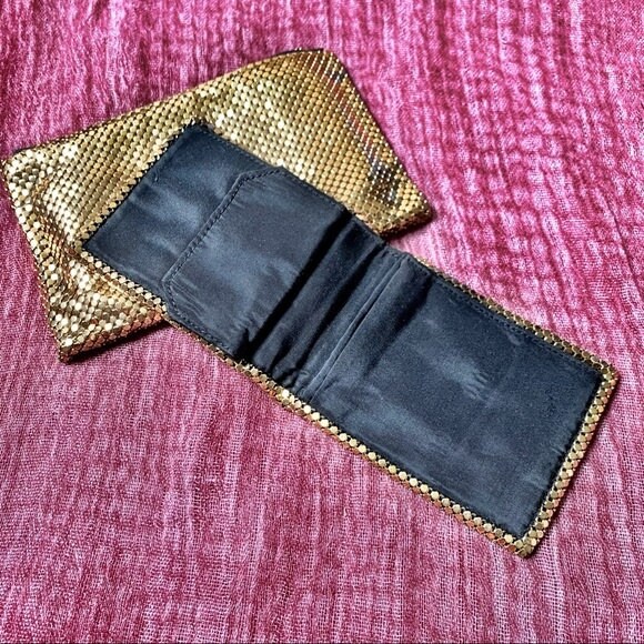 Vintage 1950s Whiting & Davis Gold Mesh Wallet and Zipper Clutch Purse ...