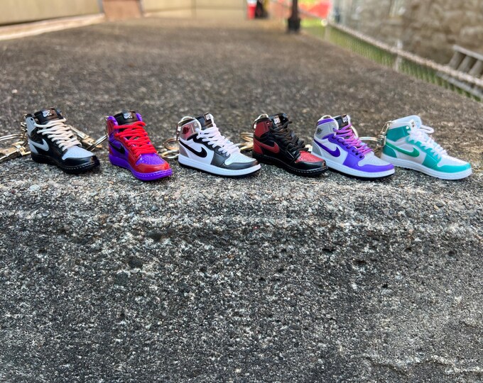 Shoe Keychain, Sneaker Head Gift, Nike Shoe Keychain, Keychains ...