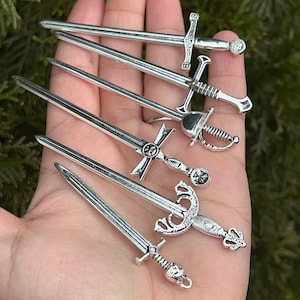 Medieval Sword Bookmark, Knight Cottage Core Bookmark, Fantasy Bookmark ...