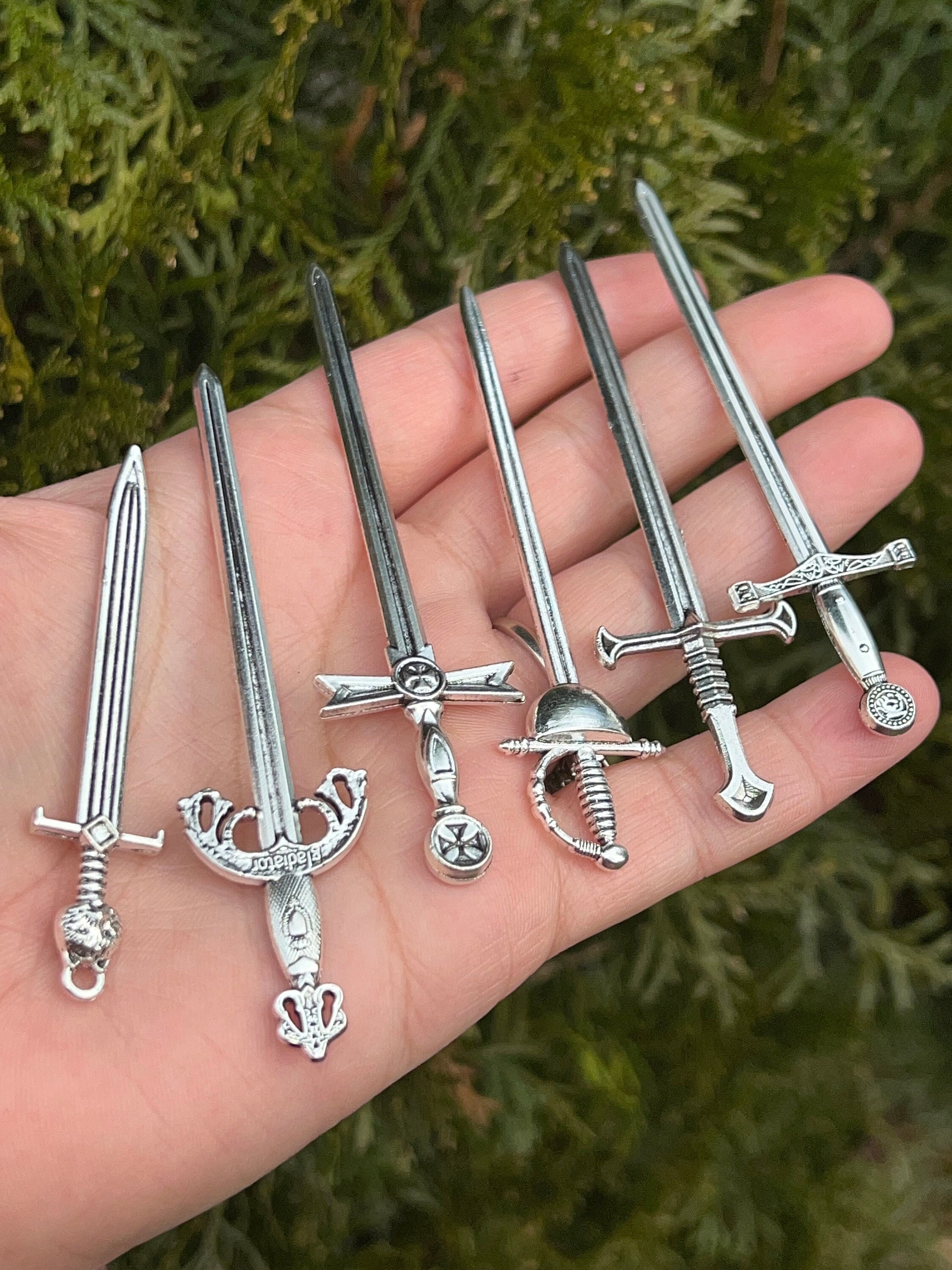 Medieval Sword Bookmark, Knight Cottage Core Bookmark, Fantasy Bookmark ...