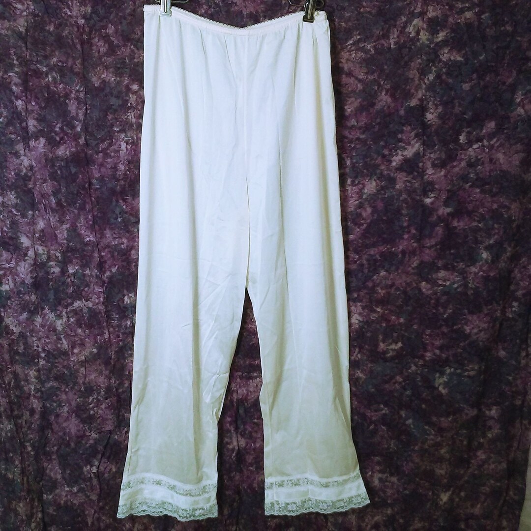 Vintage 70s-80s Velrose Usa-made Lingerie Slip-pants Nylon Capris Lady ...