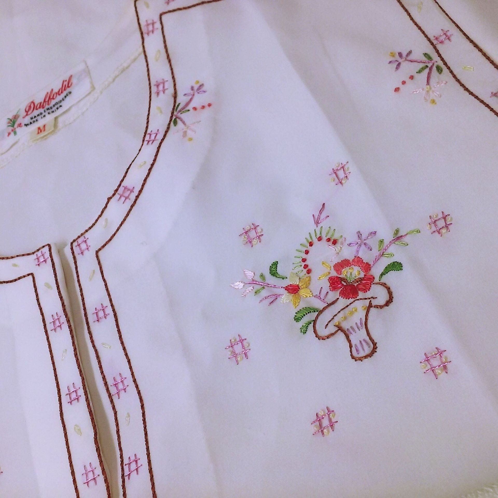 Vintage 80s Hand Embroidered Asian Blouse Floral-baskets Daffodil China ...