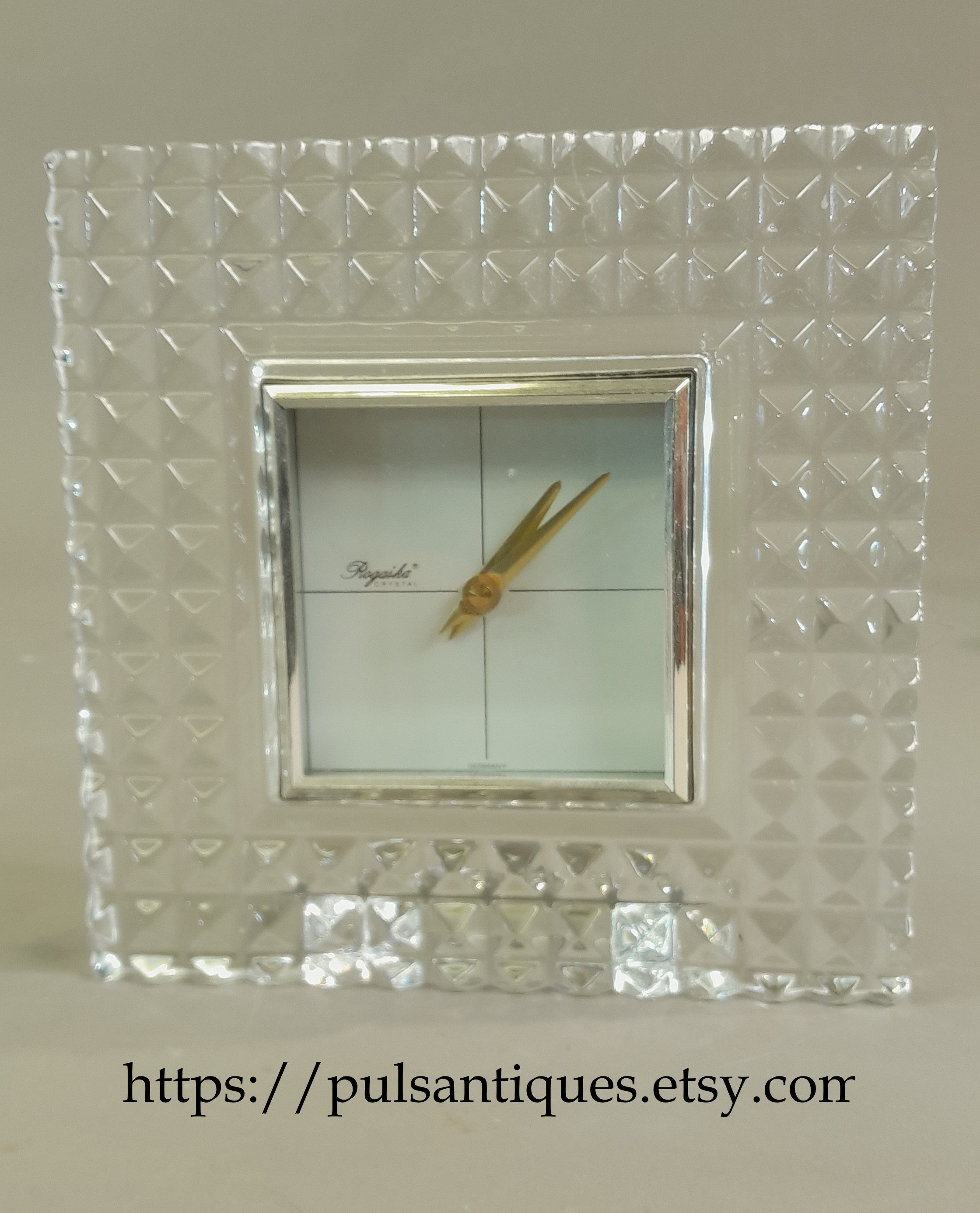 Retro DESK- MANTLE CLOCK - Etsy