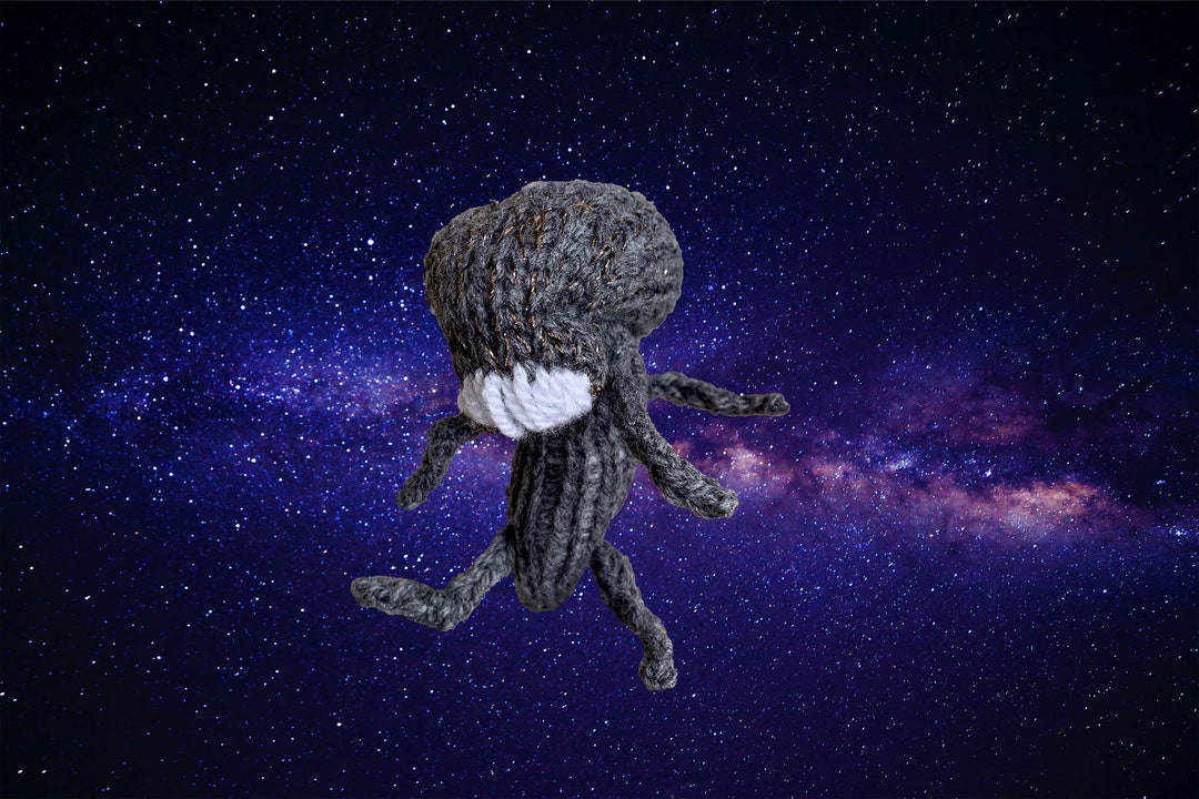 Knitted Alien Toy - Etsy