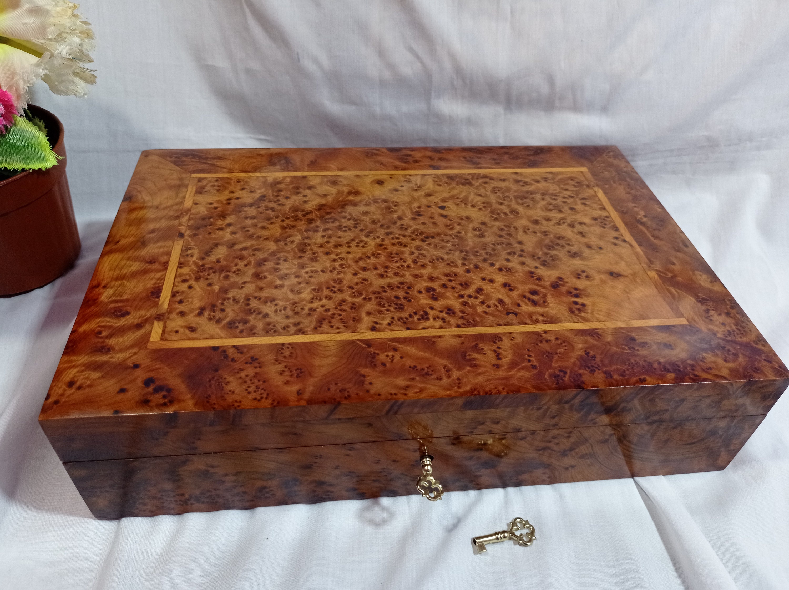 Burl Wood Jewelry Box, Vintage Style Wooden Keepsake Box With Lock - Etsy