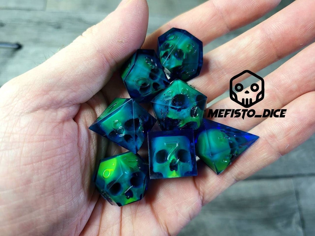 Skull Dice Set Custom Polyhedral Dice Set, Exquisite Dragon Scale Dice ...