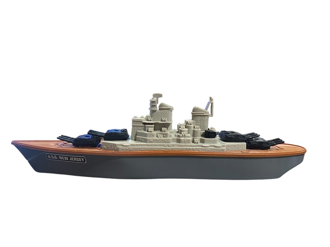Strombecker 1980s U.S.S. New Jersey Battleship 5250 Model Ship Boat ...