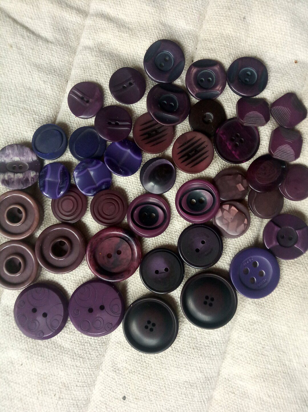 Dark Purple Mix Buttons, Set of 42 Violet Mix of Sizes Buttons,big and ...