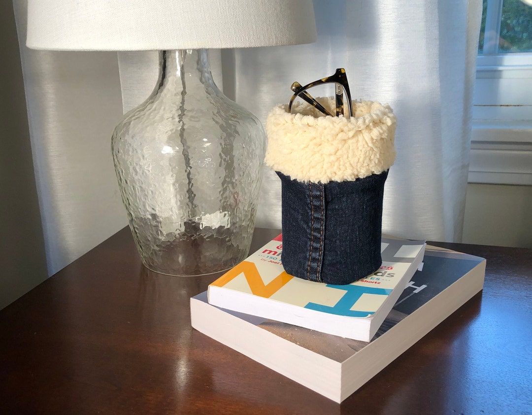 Eyeglass Caddy, Sunglass Holder, Use on Nightstand or in Car Cupholder ...