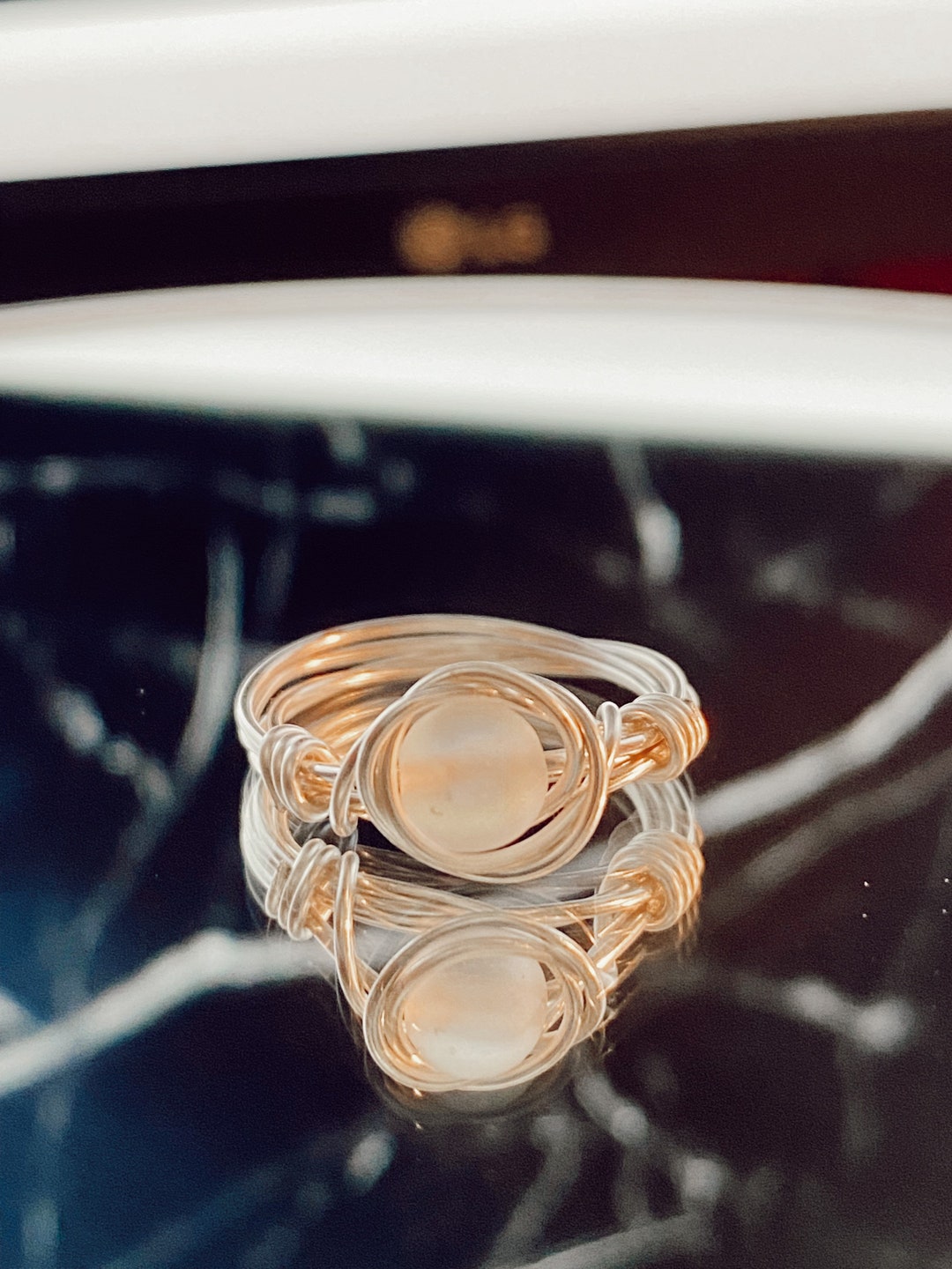 Mini Bead Holographic Wire Ring - Etsy.de